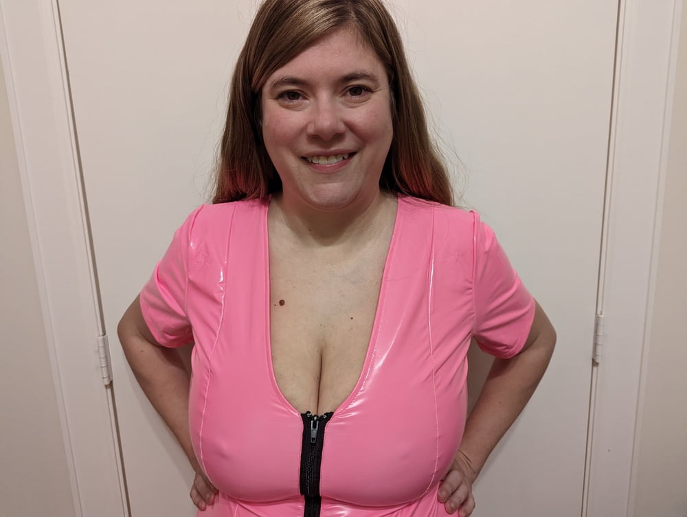 Bursting Out 18 Pics Xhamster