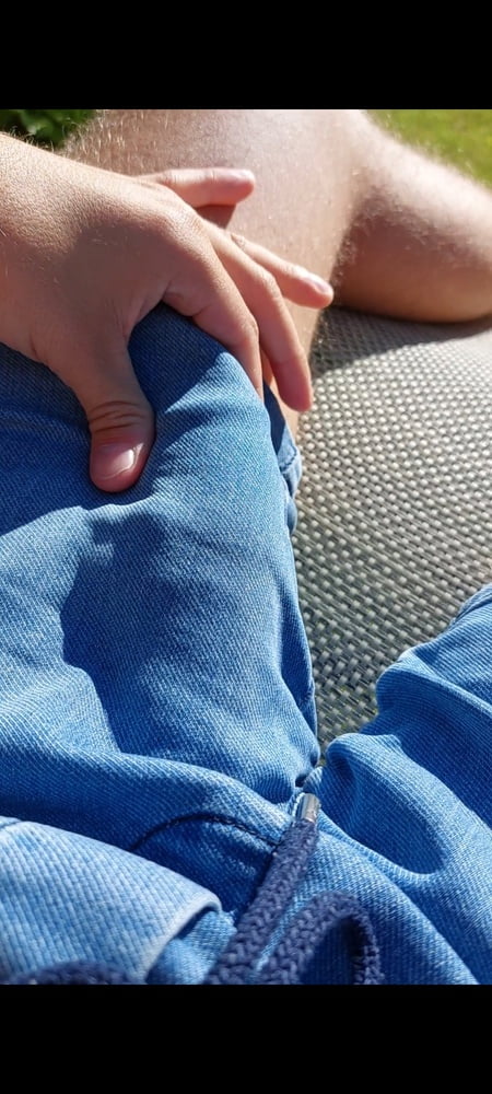 Massaging Big Cock Bulge Through Pants Outside 4 Pics Xhamster 4596